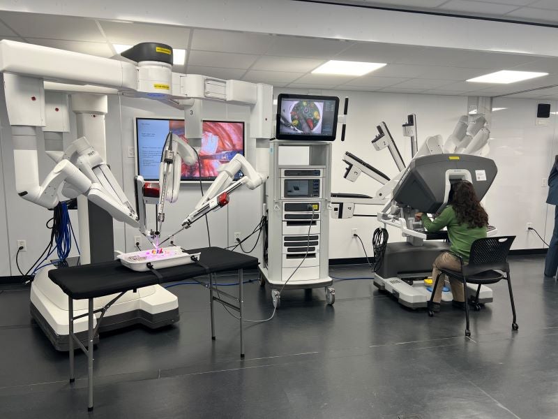 Saint Francis Hospital Hosts Unique, Interactive Robotic Surgery ...